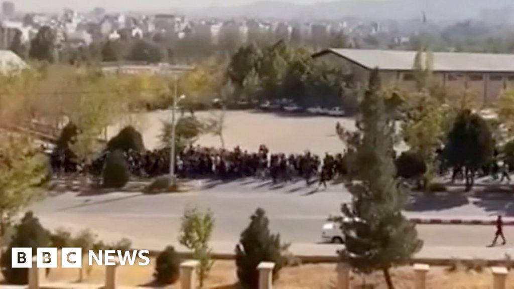 Iran: University vigils and protests across Iran