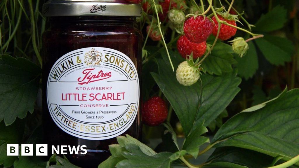 Tiptree jam-maker Wilkin & Sons records £1.8m loss - BBC News