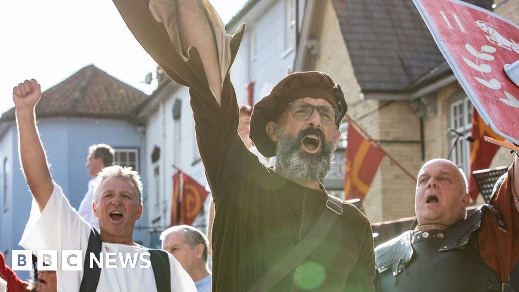 Axbridge Pageant returns for first time since 2010 after Covid delay ...