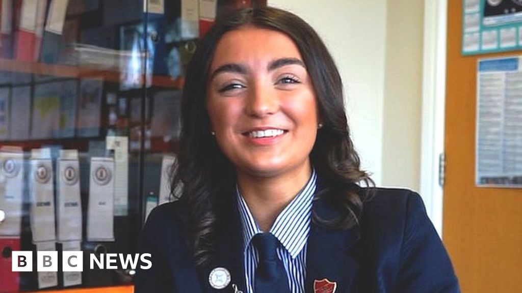 Driving test: Gender gap in Northern Ireland pass rates narrowing - BBC ...