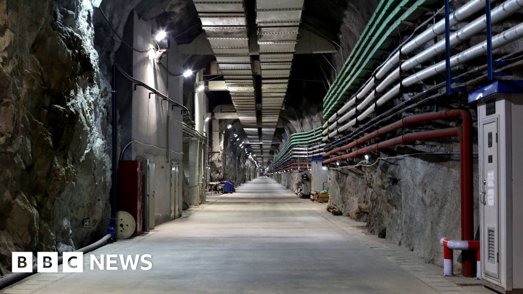 Looking For Particles Chinese Version Bbc News