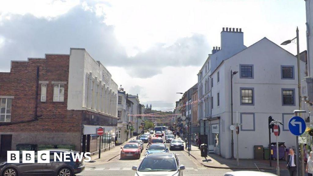 Two charged over Whitehaven cannabis farm - BBC News