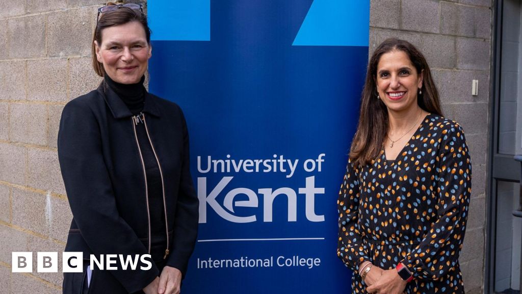 University of Kent launches new overseas college - BBC News