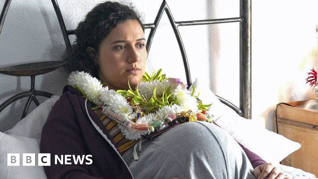 Baby Done: Comedy film explores misgivings about motherhood - BBC News