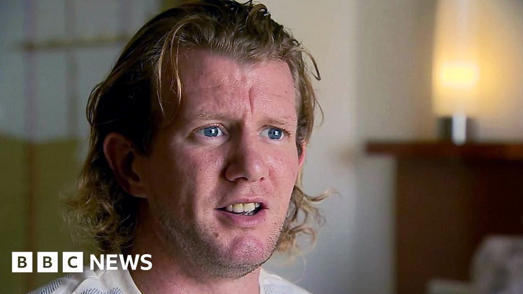 Chennai Six: Freed Briton Nick Dunn 'just wants a bath' - BBC News