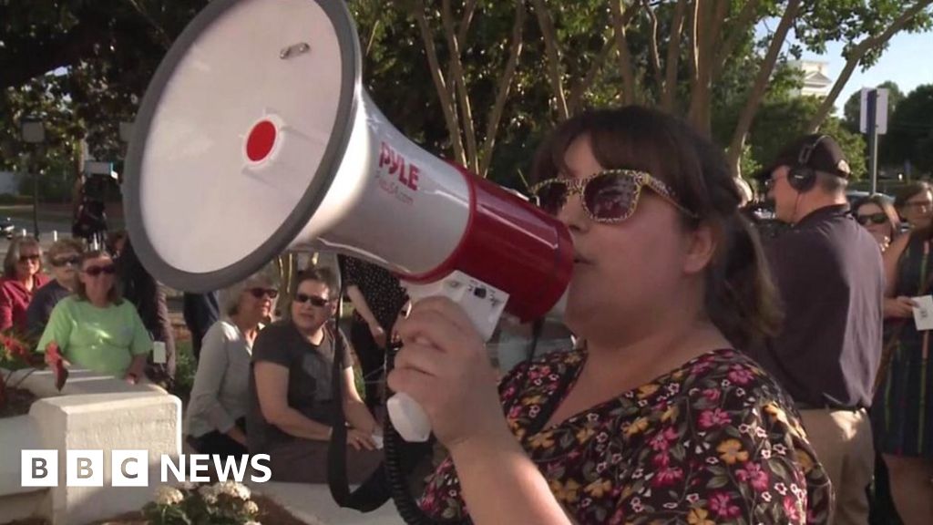 Pro-choice protest over Alabama abortion law