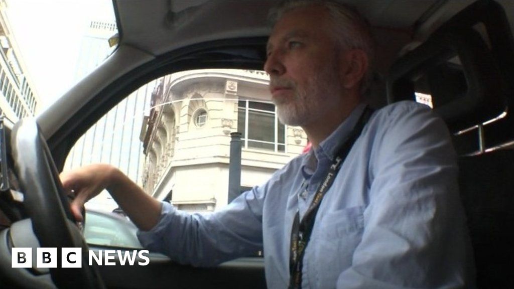 London cabbie who photographs city - BBC News