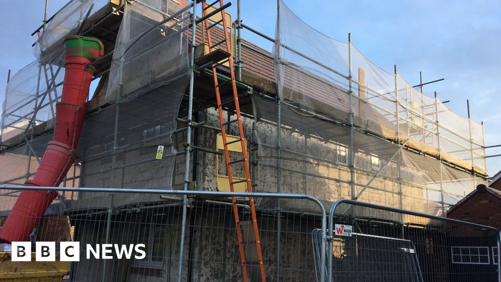 'Our new-build home has 354 defects' - BBC News