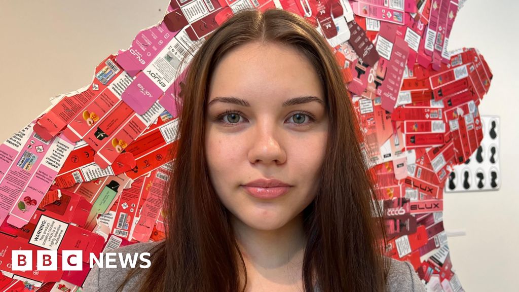 'Vape Brain' sculpture highlights dangers to teens