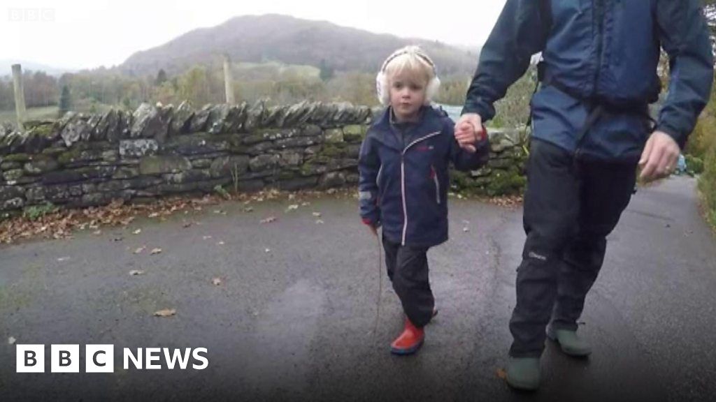 Cerebral palsy boy set for paratriathlon after surgery - BBC News