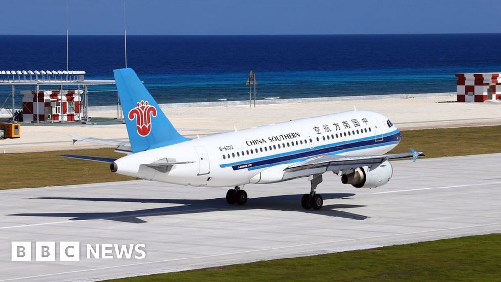China lands more civilian planes on Fiery Cross reef - BBC News