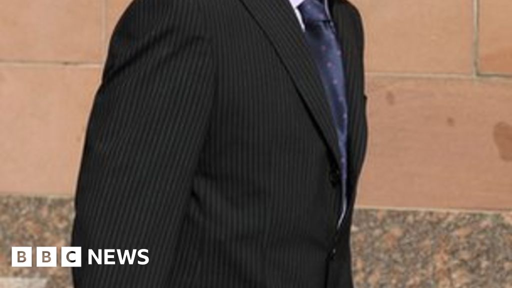 Stephen Short jailed after Dark Justice internet sting - BBC News