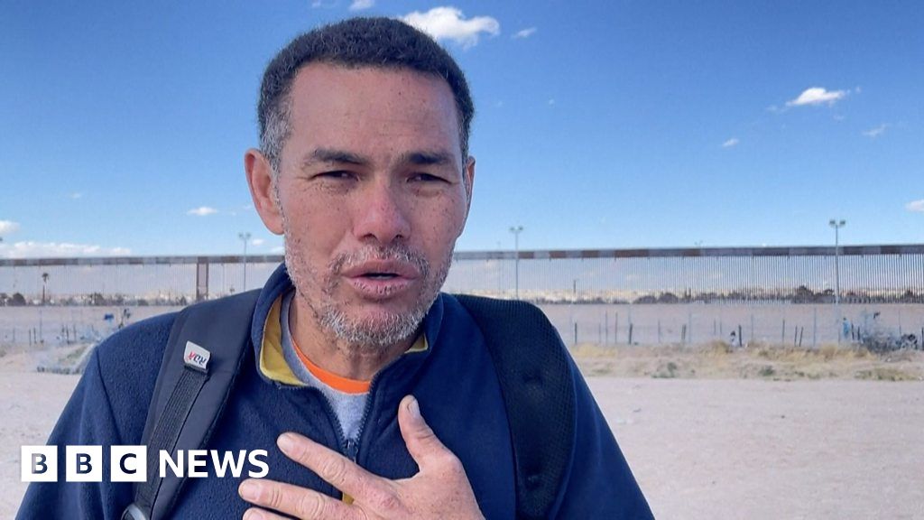 'It's not easy' - Migrants at US border react to Texas law