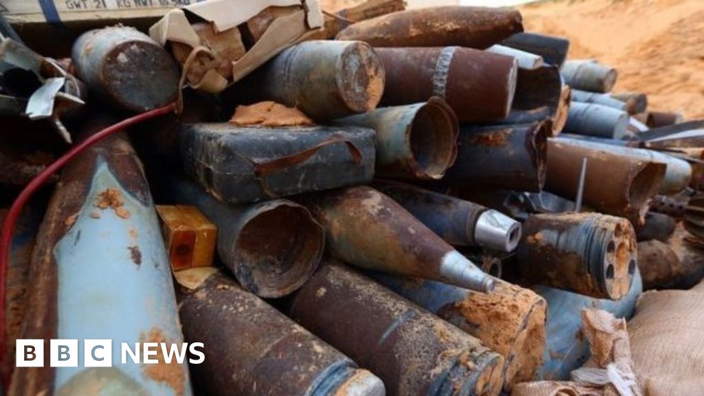 Why is the US launching air strikes in Libya? - BBC News