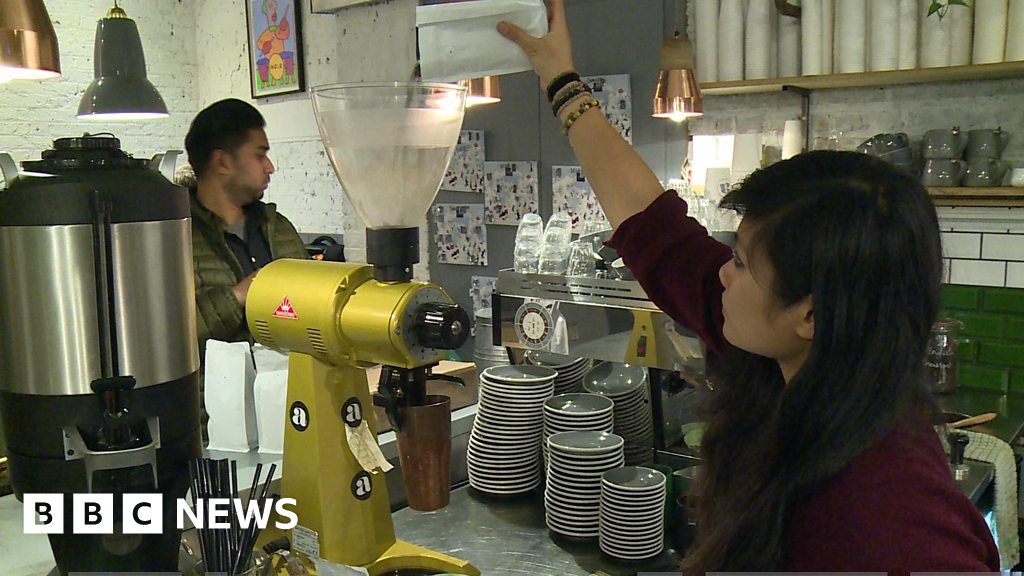 How 'posh coffee' is helping farmers - BBC News