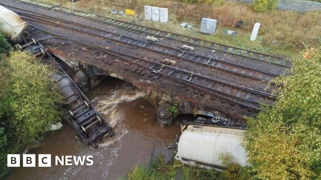 Carlisle train derailment caused by damaged wheel, inspectors think
