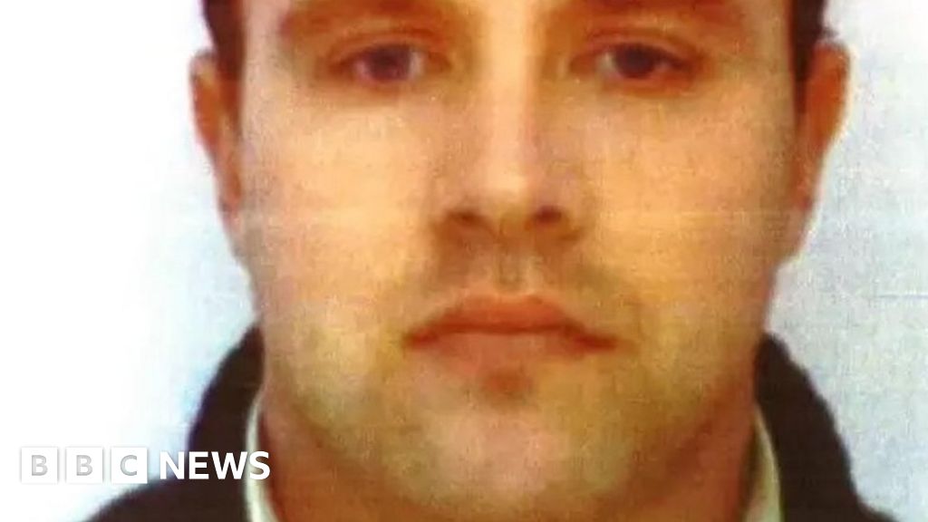 Bexley gym murder trial: Ex youth footballer guilty - BBC News