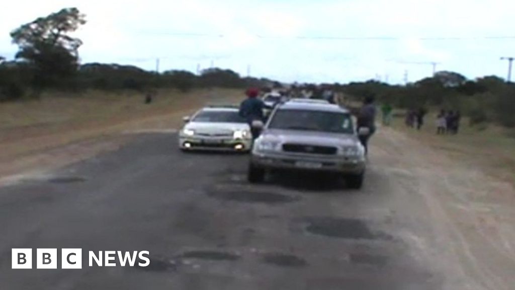 How road rage led to treason charge in Zambia - BBC News