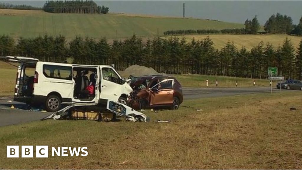Five dead after minibus and 4x4 crash - BBC News