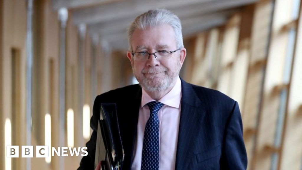 Michael Russell steps down as SNP president - BBC News