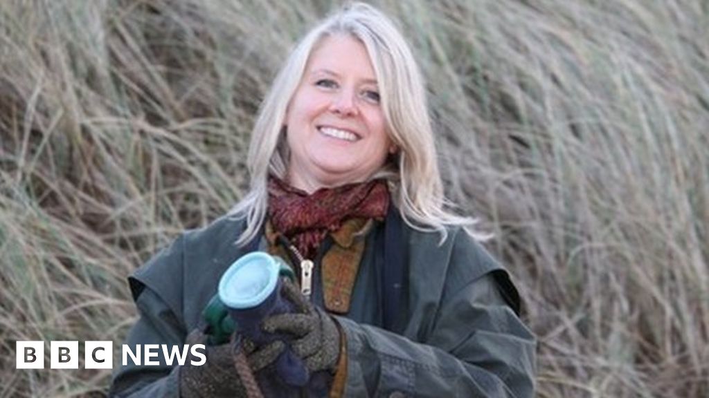 Joanna Simpson trust will fund counselling project - BBC News