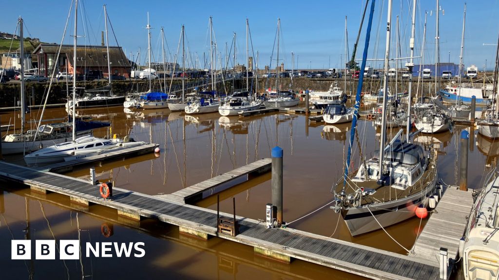 'Unacceptable' Whitehaven Harbour water remains discoloured - BBC News