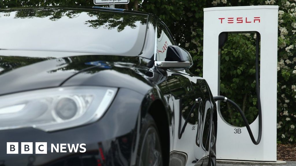 Tesla sees jump in car deliveries - BBC News
