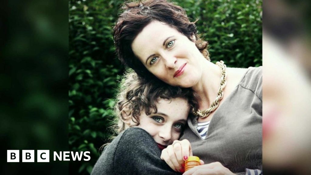 Mother: 'We need more dialogue around drugs' - BBC News