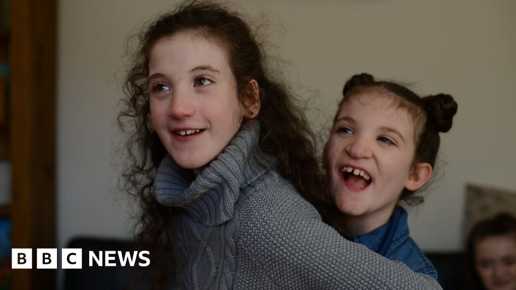 Child gene study identifies new developmental disorders - BBC News