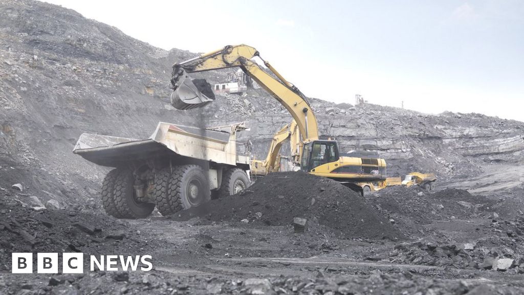 Green energy regeneration hopes for Kirkconnel and Kelloholm - BBC News