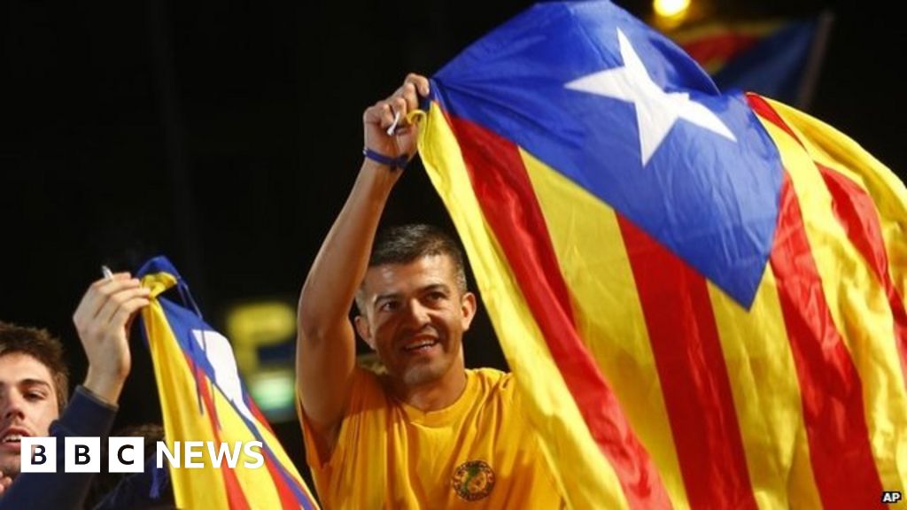 Catalonia vote: Nationalists win elections - BBC News
