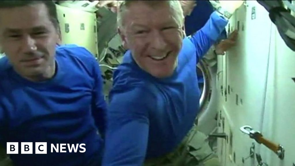 Tim Peake : British astronaut departs ISS - BBC News