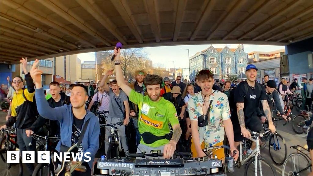 Drum & Bass DJ Dom Whiting brings thousands to Bristol - BBC News