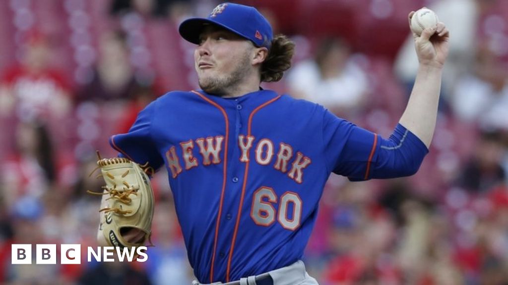 PJ Conlon: Dream debut revives Irish role in baseball history - BBC News