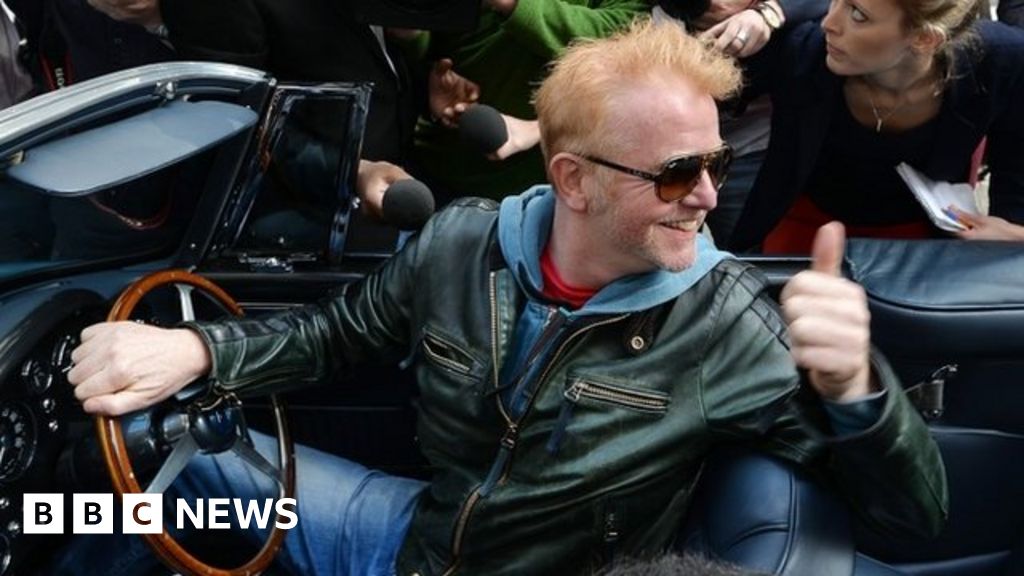 Tony Hall: 'I would like to see women presenting Top Gear' - BBC News