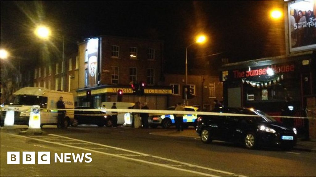 Dublin shootings: Two men dead after separate overnight attacks - BBC News
