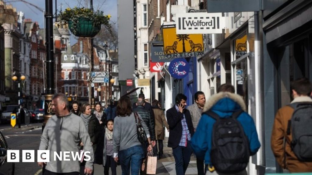 Retail sales fall unexpectedly in January - BBC News