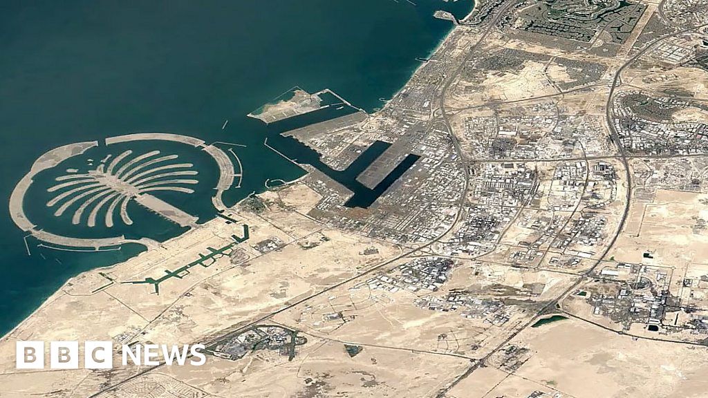 Google Earth time-lapses show a changing planet - BBC News