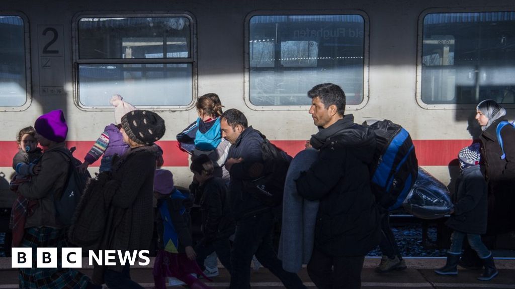 Germany migrants: Plans to keep asylum seekers in 'anchor centres ...