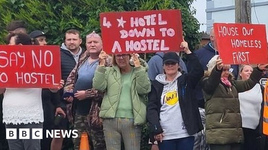 Stradey Park Hotel: Owners win injunction in bid to curb protests - BBC ...