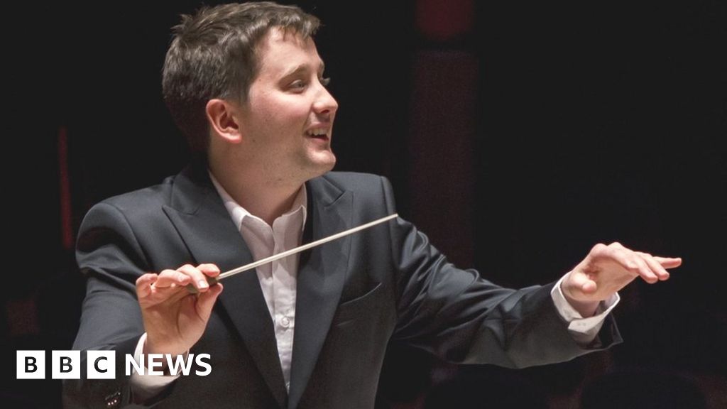 Robert Guy picked for orchestra conducting competition - BBC News