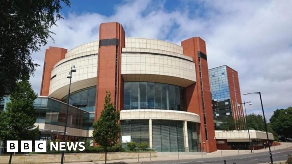 Harrogate Convention Centre plan axed over spiralling costs - BBC News
