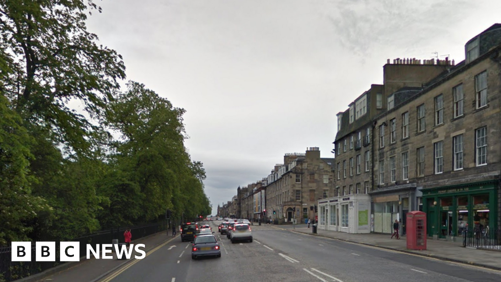 Renewed appeal over nose bite attack on Edinburgh's Queen Street - BBC News