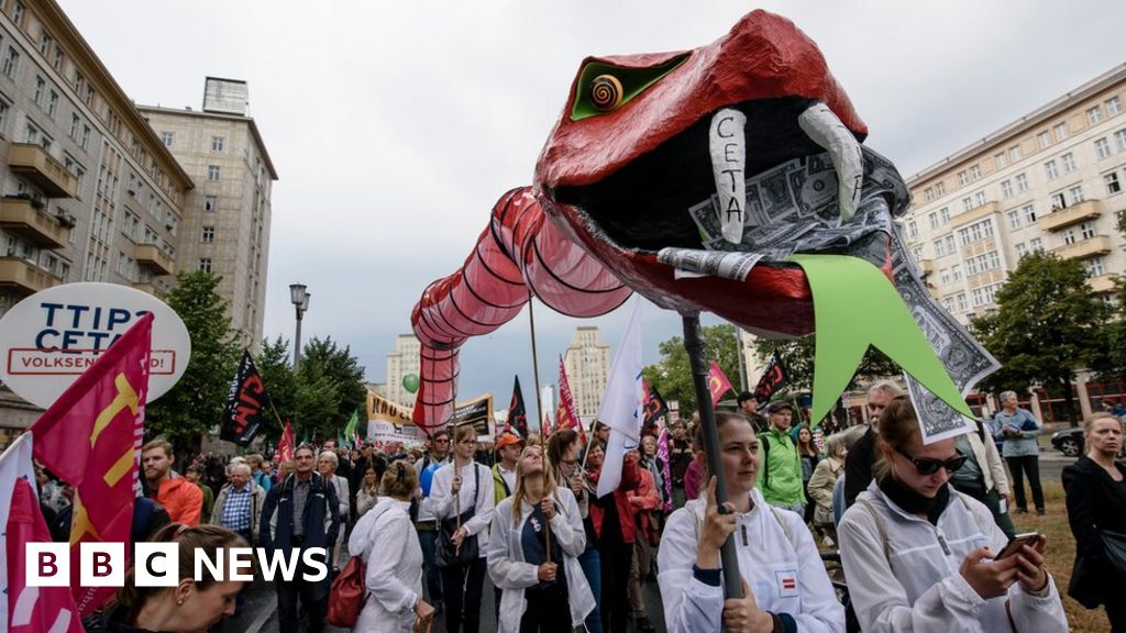 Protests in Germany against transatlantic TTIP and Ceta trade deals ...