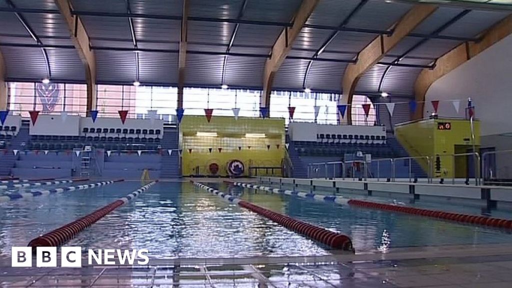 Sunderland Aquatic Centre: Legal action over leaks at £20m pool - BBC News