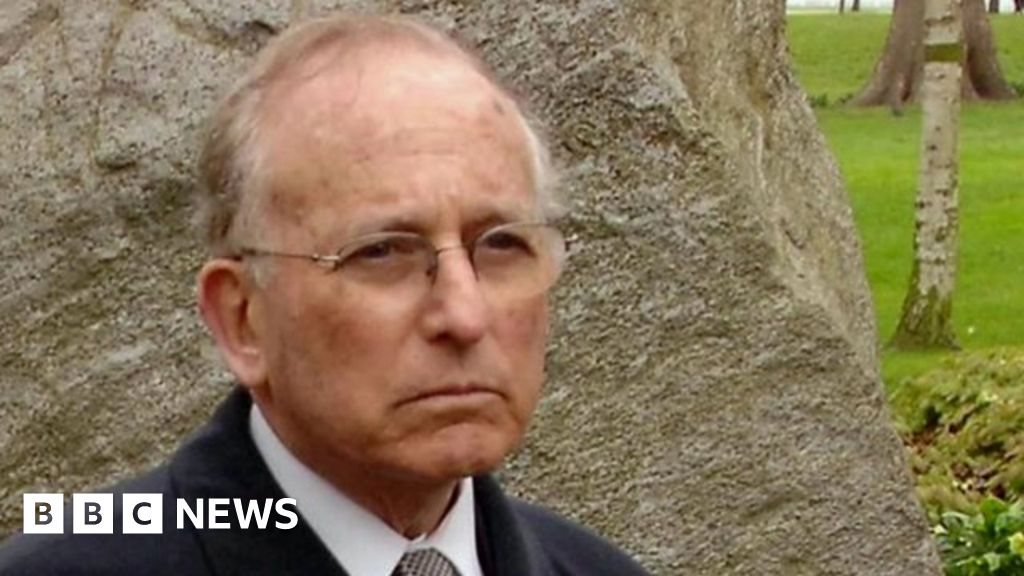 Lord Janner to face historical sex abuse prosecution - BBC News