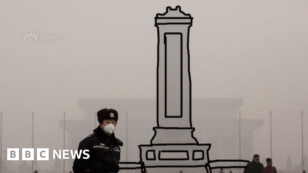 Defying the online censors with jokes about Chinese smog - BBC News
