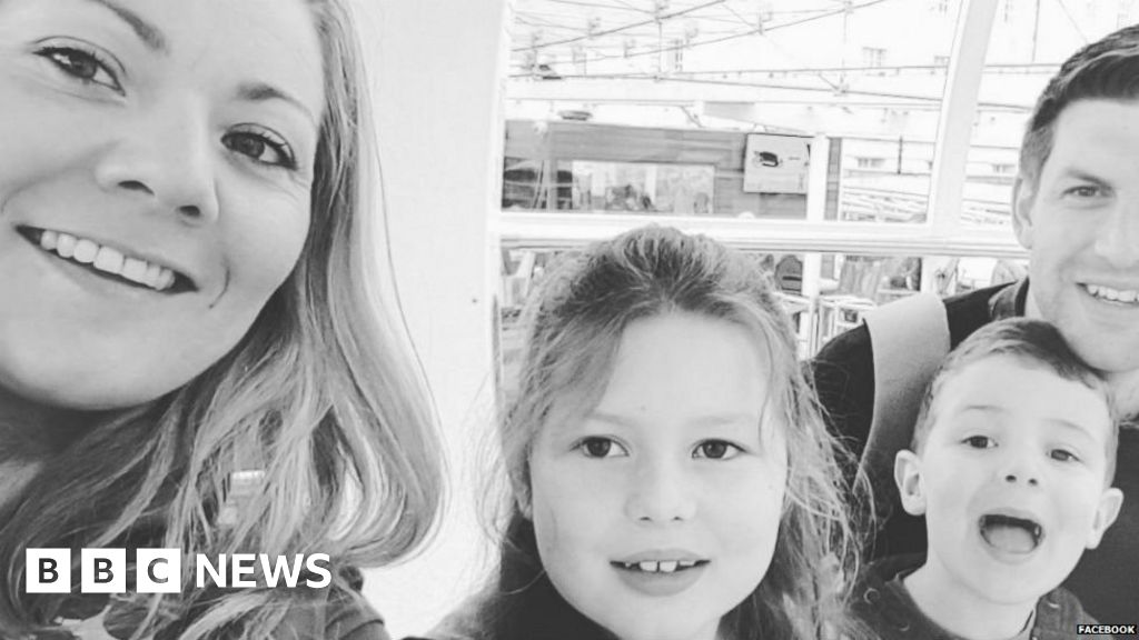 Collingham fire: School pays tribute to child victims - BBC News