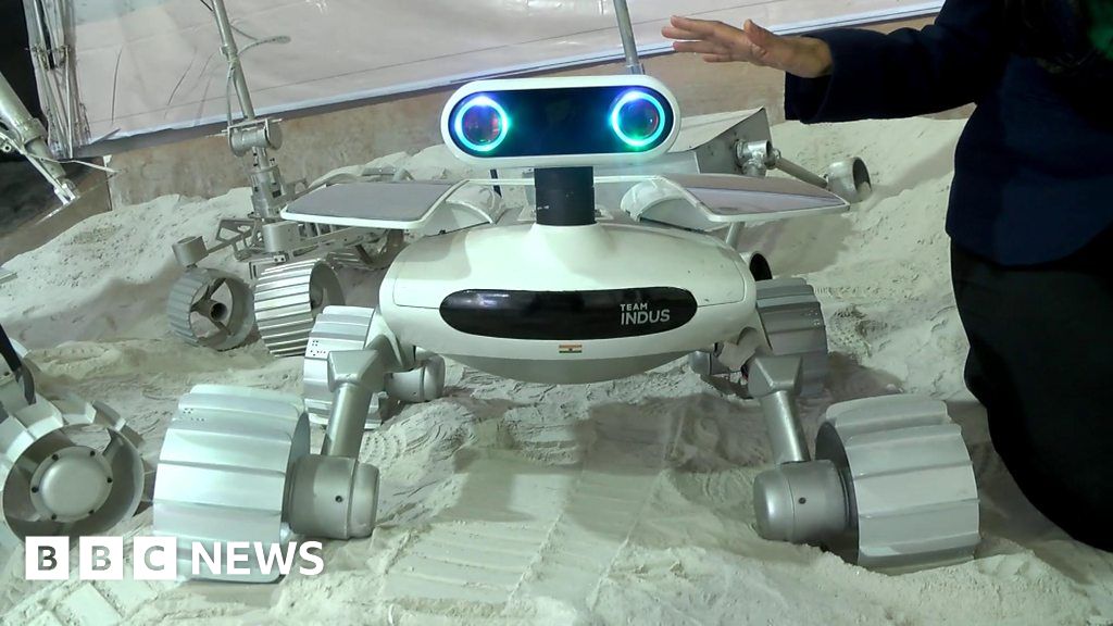 India races to get robots moving on the moon - BBC News