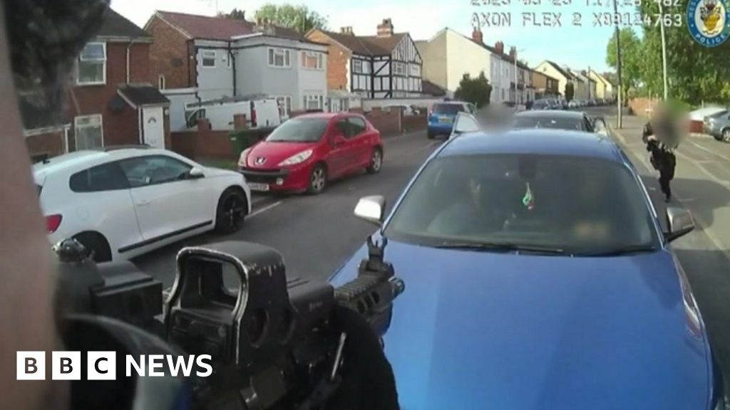 Bodycam footage captures Wolverhampton park shooting arrests